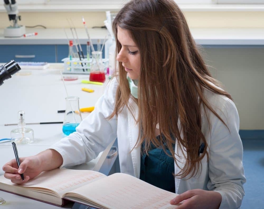 Steps to Becoming a Skilled Oral Surgeon Explained